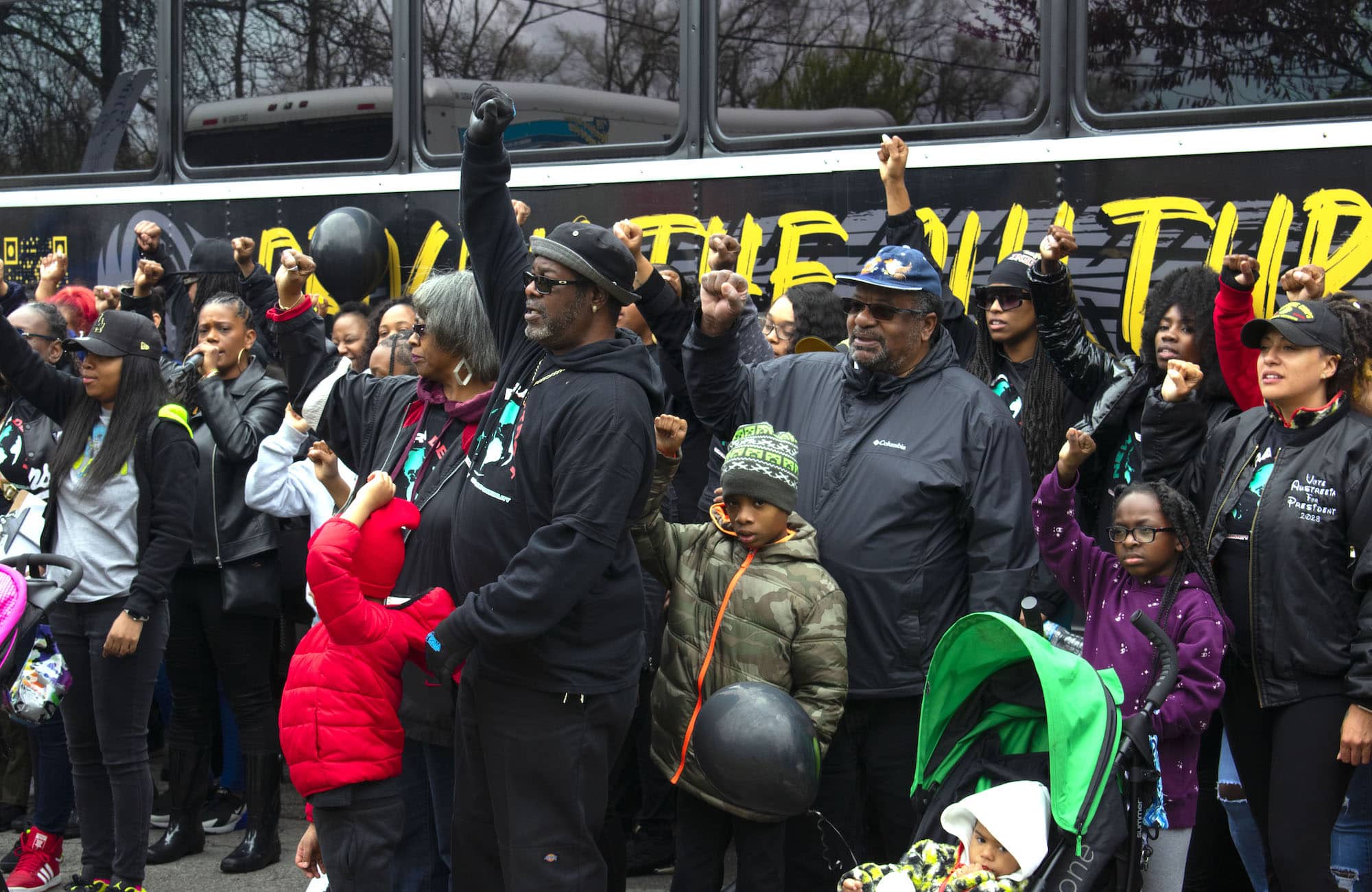 New Era Detroit's Hood 2 Hood Program aims to reach youth with outdoor ...