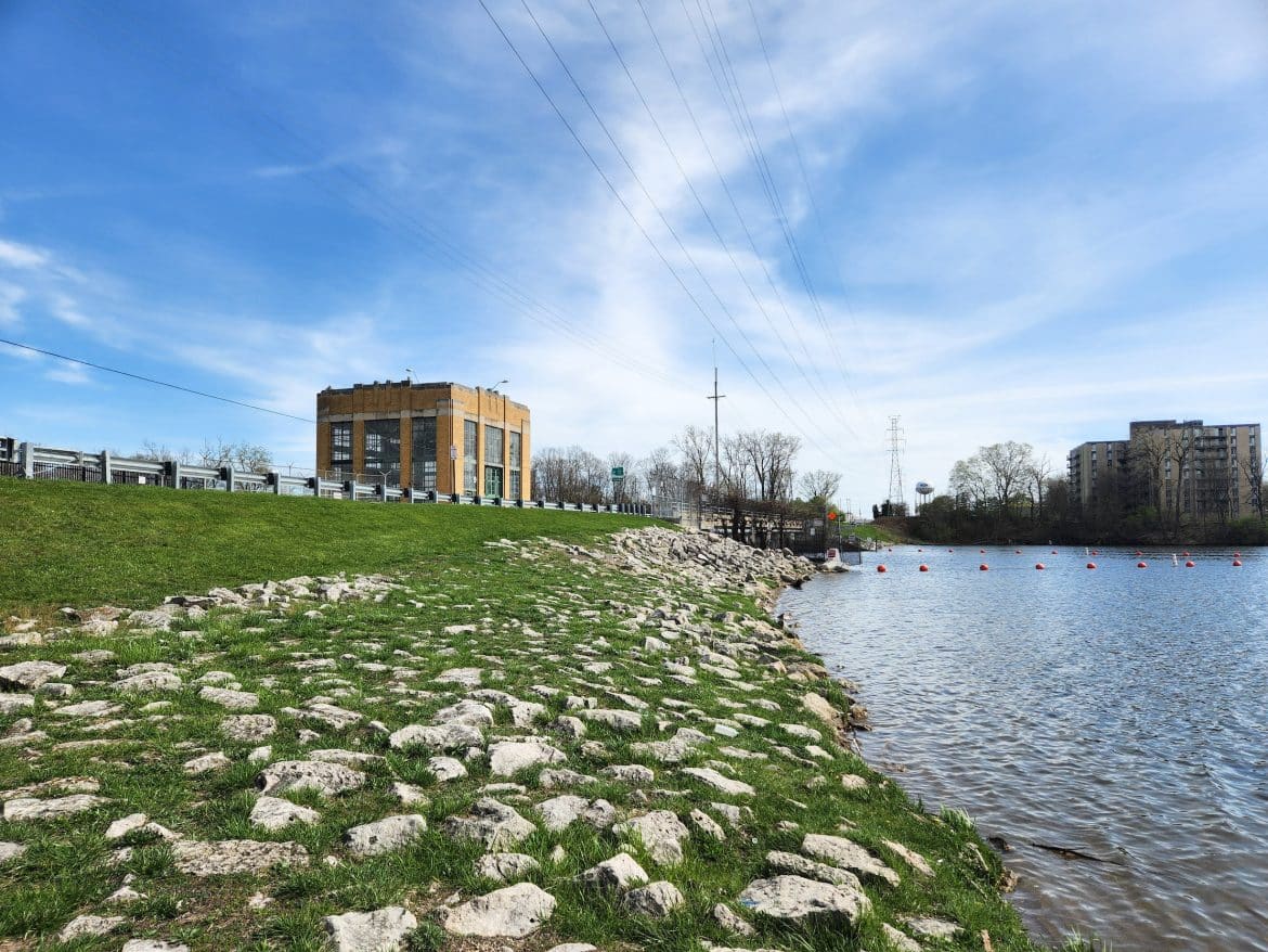 Dams may power a stop to harmful algal blooms in urban lakes – Planet ...