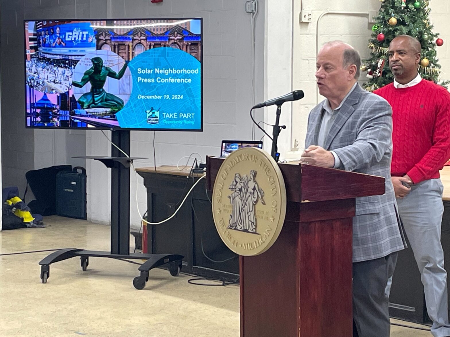 Detroit Mayor unveils city's first solar neighborhoods – Planet Detroit