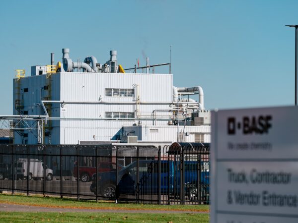 Federal, state regulators target Detroit River pollution at BASF's ...